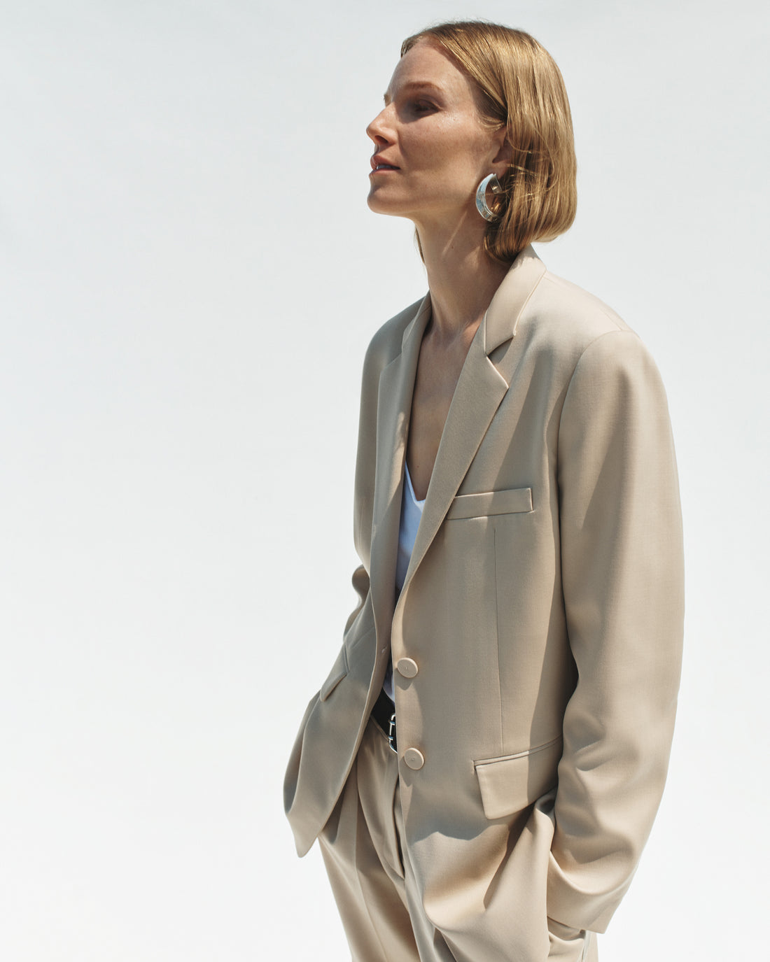 Tailoring – Another Tomorrow